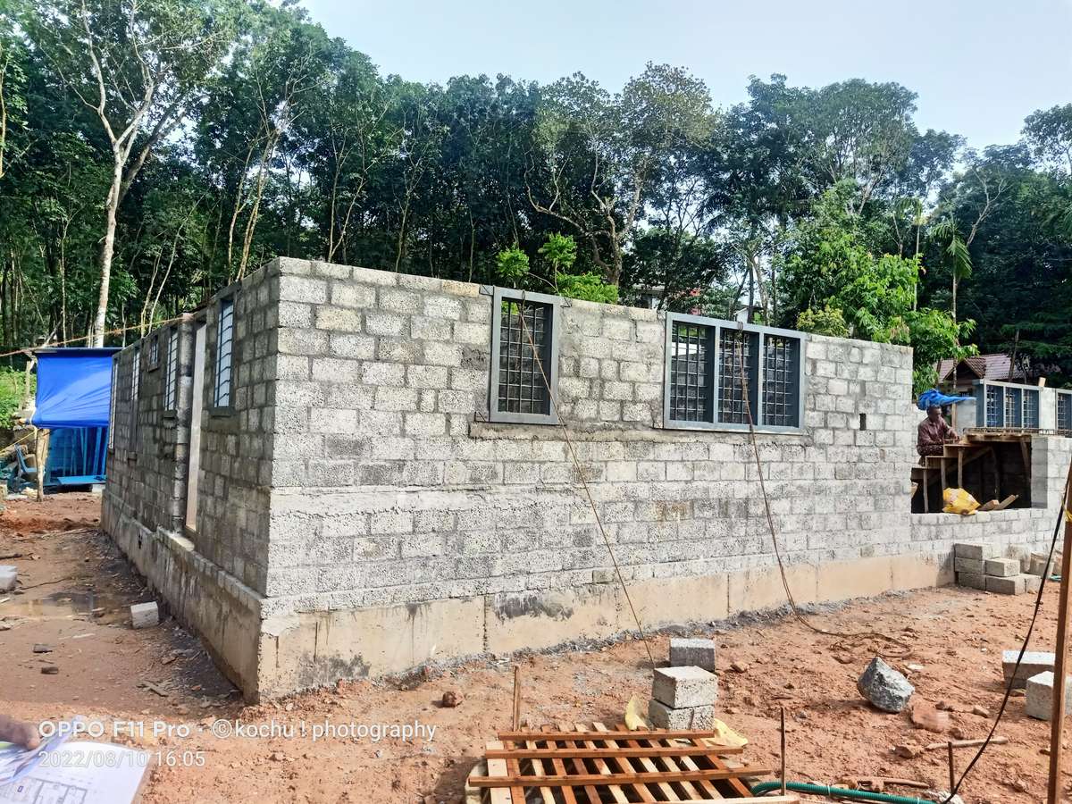 Designs by Contractor MG Builders, Alappuzha | Kolo