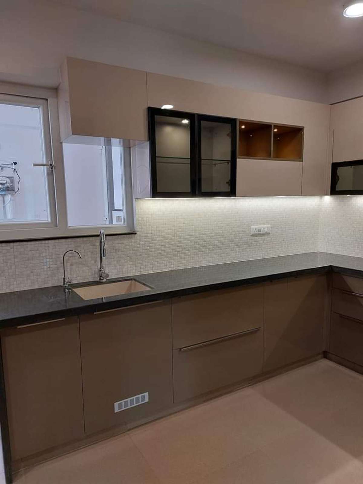 Kitchen, Storage Designs by Contractor PRIYA KITCHEN N all india, Delhi ...