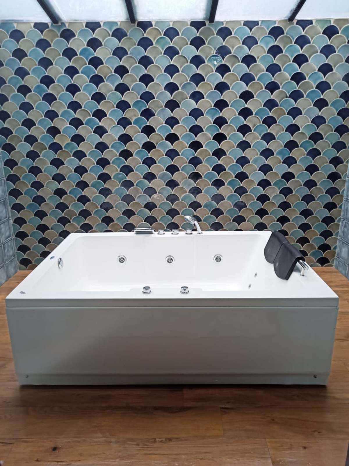 Window, Wall Designs by Contractor Lakhan Chauhan, Gurugram | Kolo