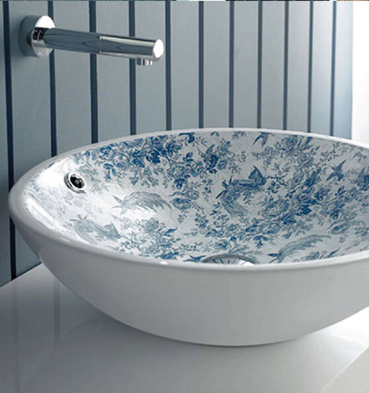Queo Floreal Blu Table Top Basin Round Without Tap Platform -Q807141610