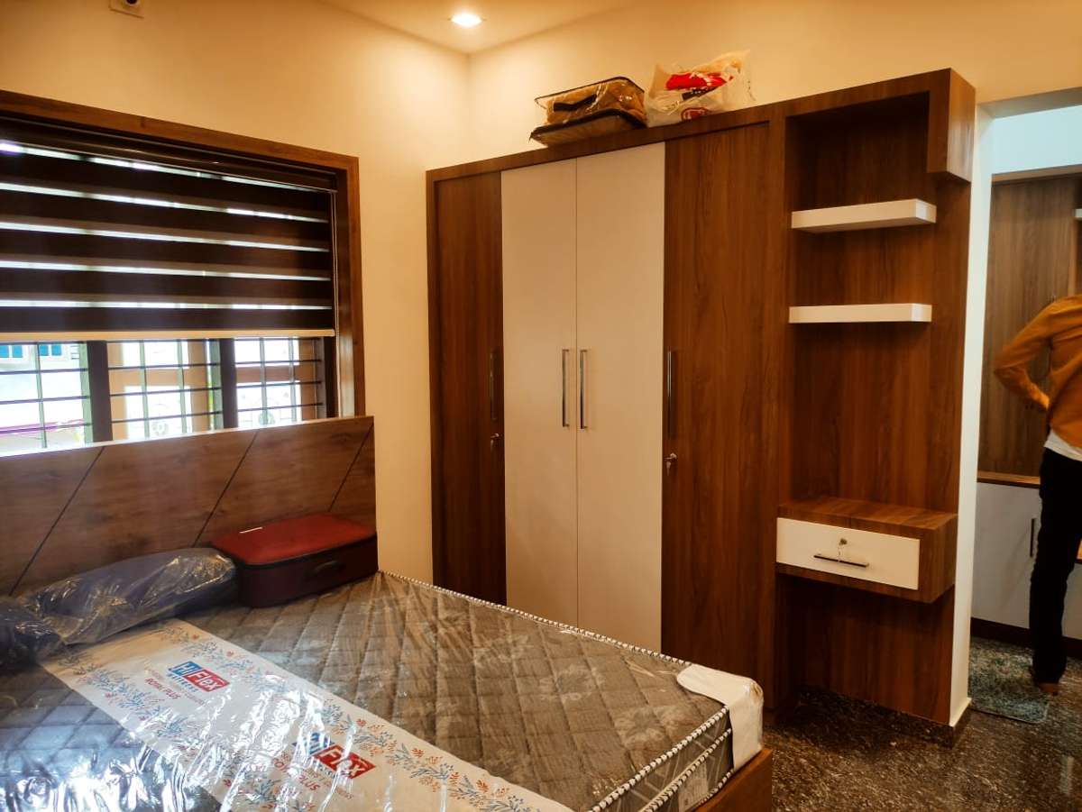 Bedroom, Storage Designs by Contractor Rasik Razy, Malappuram | Kolo