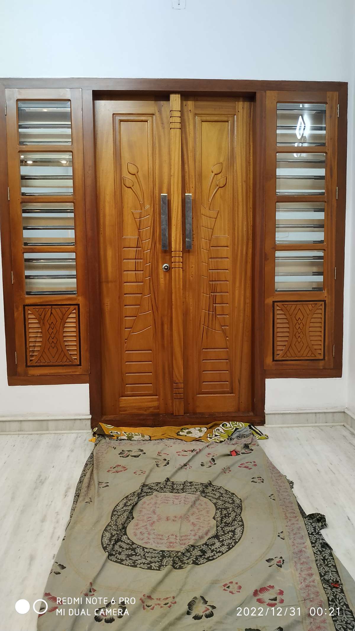 Designs by Carpenter Shanoj Kachery, Kannur | Kolo