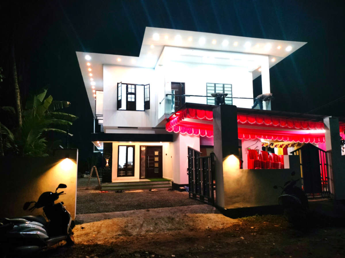 Exterior, Lighting Designs by Contractor BENSHAD SALIM, Kollam | Kolo
