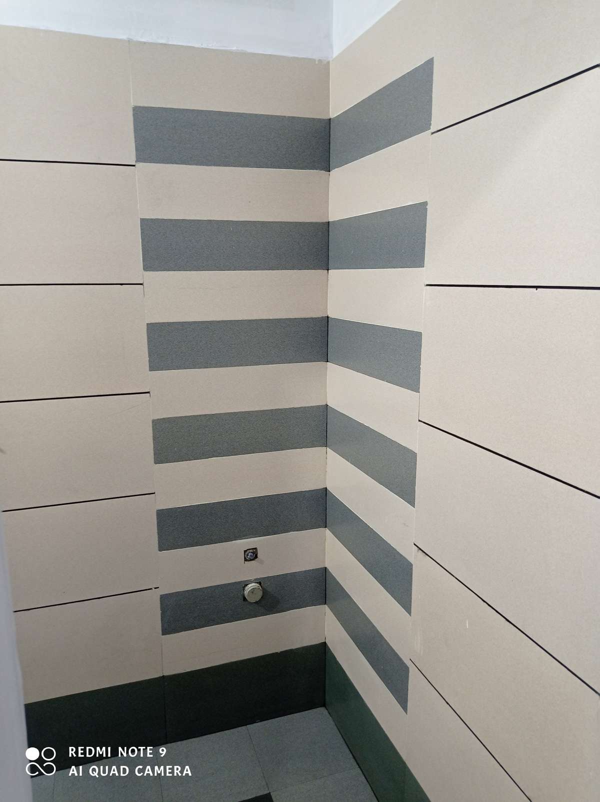 Bathroom, Wall Designs by Flooring Rafeek Cta, Thrissur | Kolo