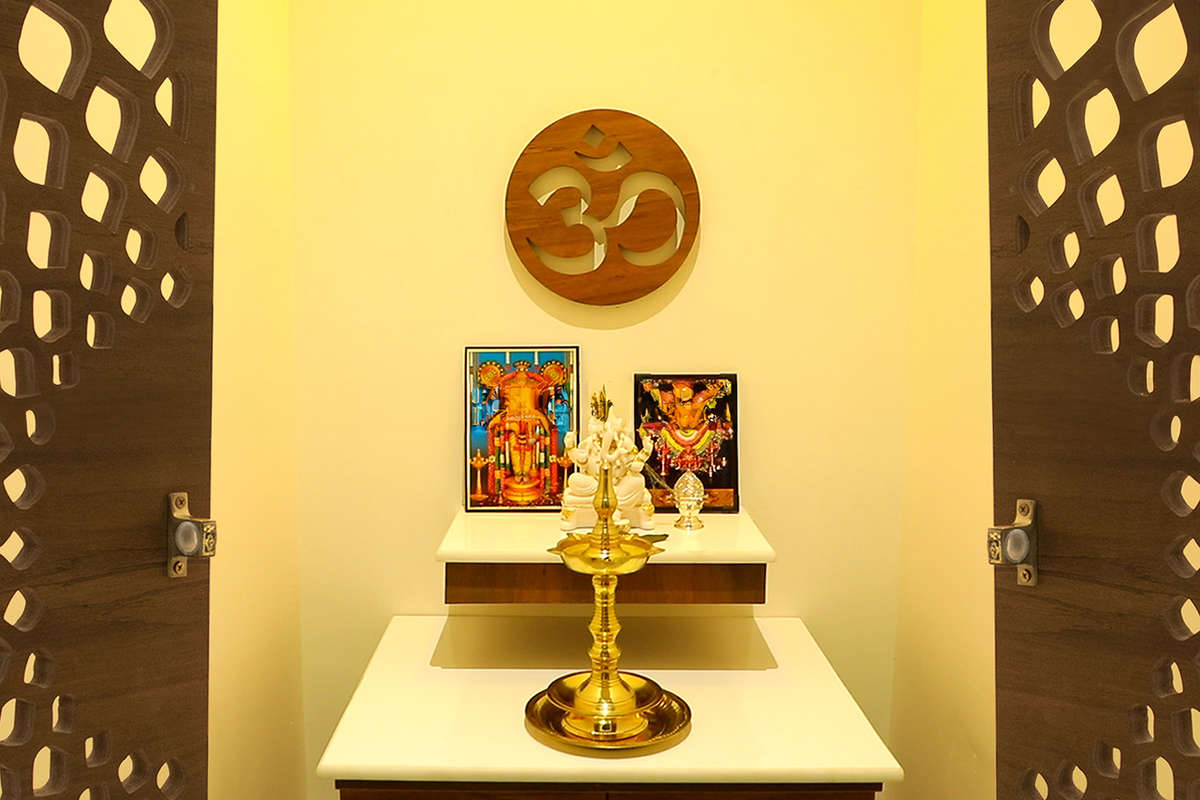 4 bedroom 2,400 sqft by Oranzai Builders in Desom, Aluva, Ernakulam, Kerala