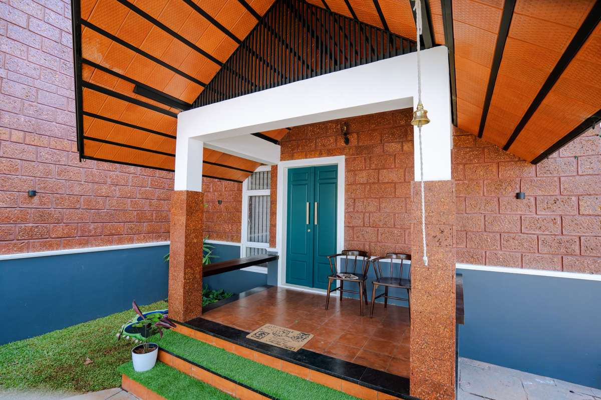 3 bedroom 2,460 sqft by HABIKON constructions interiors in University of Calicut, Tirur ...