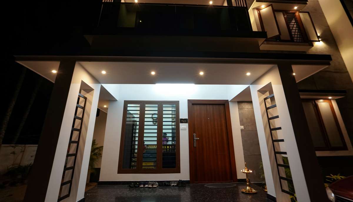 4 bedroom 1,650 sqft by QBIC Builders and Developers in Pattanakkad, Alappuzha, Kerala