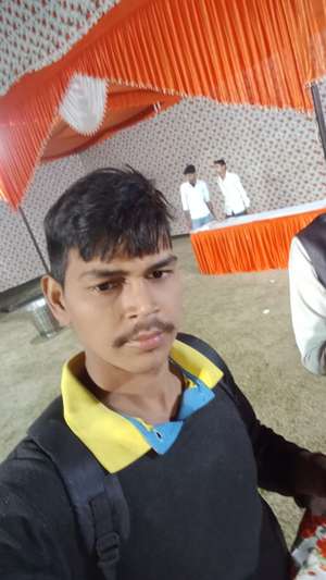 Rintu Kumar Carpenter From Gurugram Haryana 